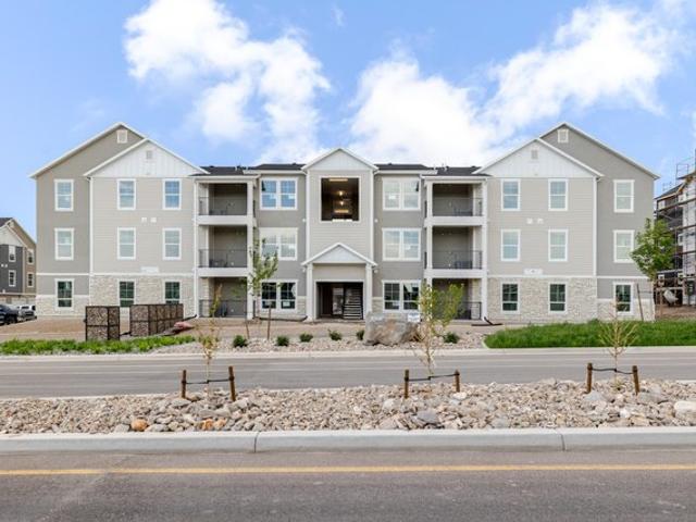 6668 W Twin Rocks Ln Unit B202, Herriman, UT 84096