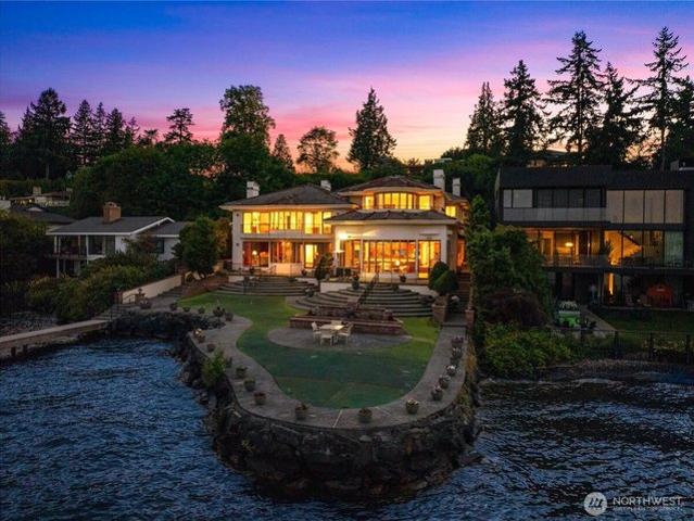 6669 N NE Windermere Rd, Seattle, WA 98115