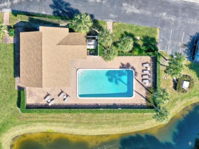 6660 Canary Palm Cir, Boca Raton, FL 33433 | MLS #B26028
