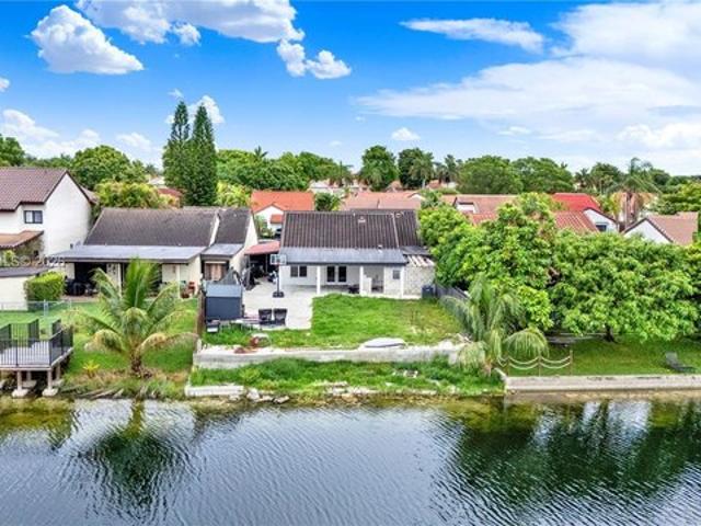 6661 SW 127th Path, Miami, FL 33183