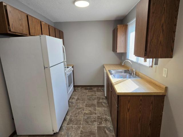 6662 84th Ct N, Brooklyn Park, MN 55445 | MLS #7055 | Compass