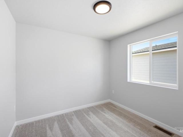 6663 W Fairy Fls Dr, Meridian, ID 83646 | MLS #98983