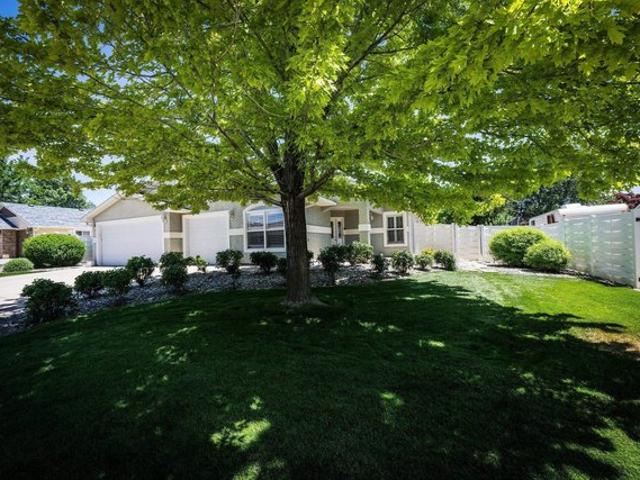 666 N Saddle Rock Dr, Grand Junction, CO 81504