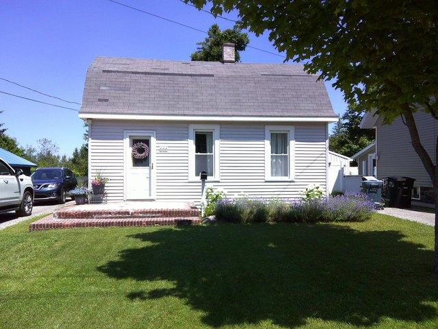 666 S Lake St SE, Rogers City, MI 49779