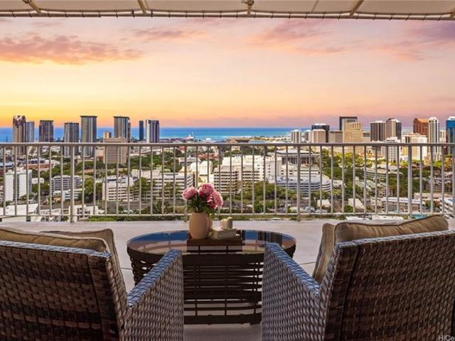666 Prospect St Ph B, Honolulu, HI 96813