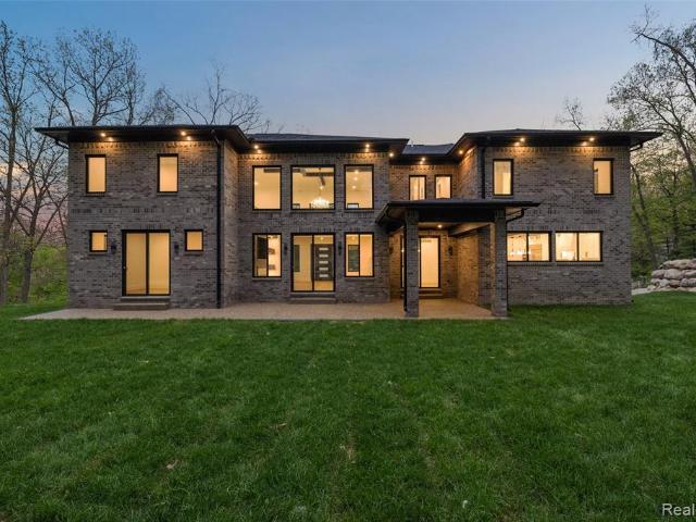 6675 College Park Drive