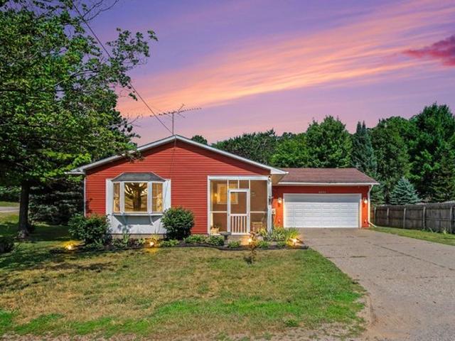 6676 Naontah Trl NE, Rockford, MI 49341