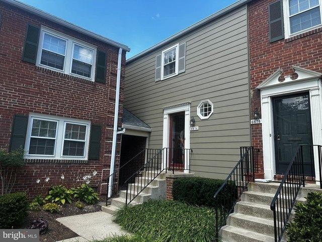 6676 Hillandale Rd Unit 36, Chevy Chase, MD 20815