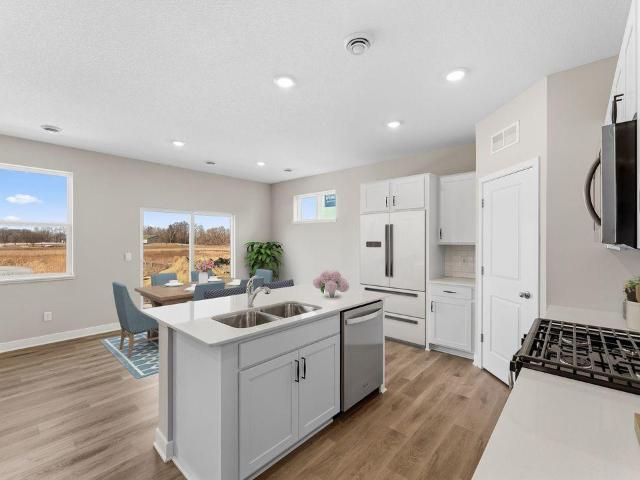 6678 th Street W