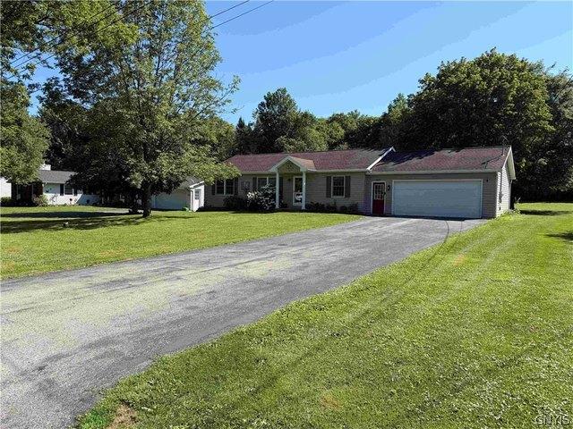 6678 Willow Ter, South Wales, NY 14139
