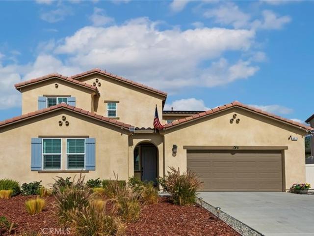 6670 Mirna Ave, San Bernardino, CA 92407