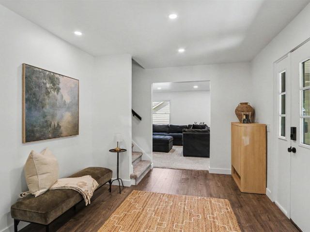 6670 Pleasantview Drive