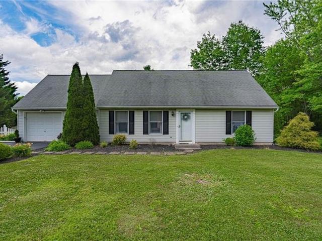 6671 Walnut Ln, Upper Saucon Township, PA 18036