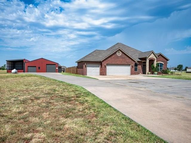 6671 Wilson Dr, Piedmont, OK 73078