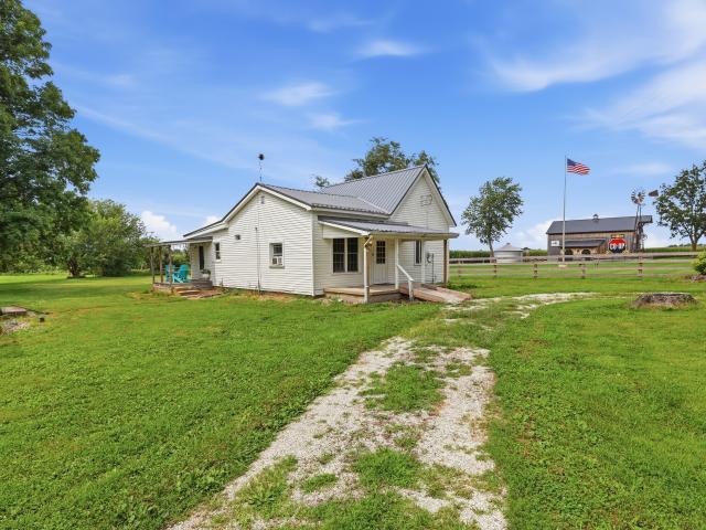 6673 N Old State Road 55