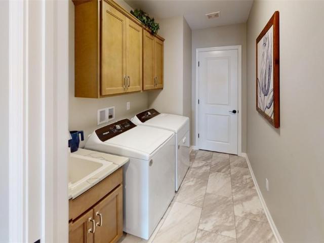 6673 Curtis Ct, Lockport, NY 14094 | MLS #B1656
