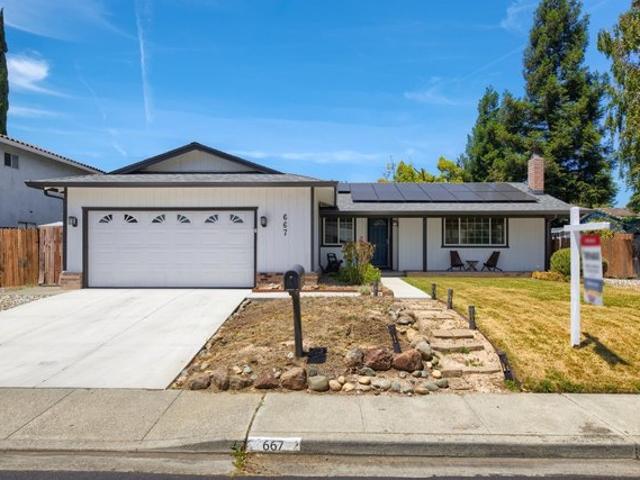 667 Corte Castro, Vacaville, CA 95688