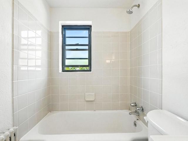667 Florida Avenue 1 Bedroom Apartment for Rent at 667 Florida Ave, Upper St. Clair, PA 15228 Mount Lebanon