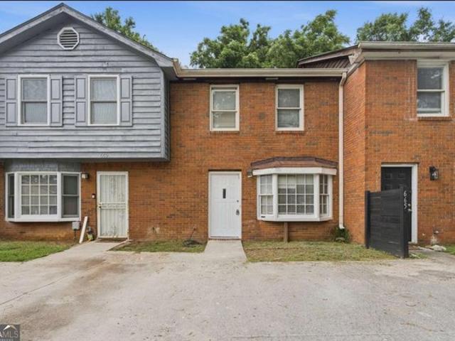 667 Hunting Creek Ln SE, Conyers, GA 30013