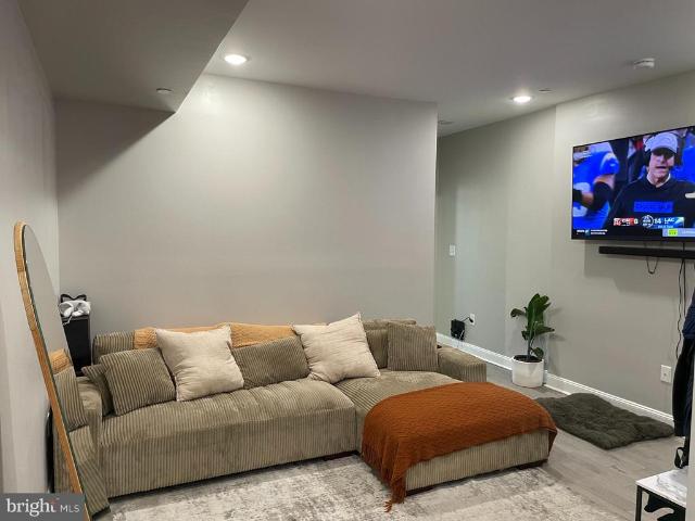 667 N 39Th Street # 2