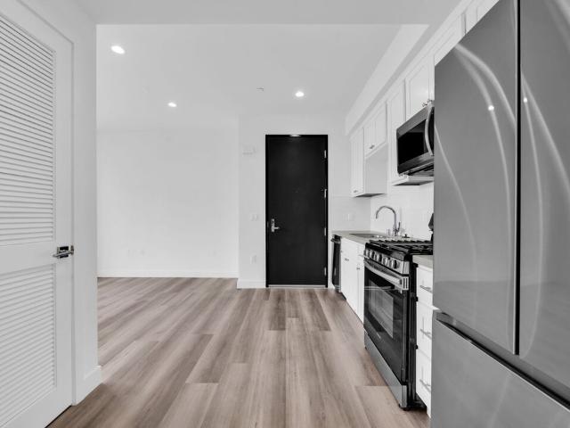 667 N Wilton Pl, Unit 205, Los Angeles, CA 90004 | Compass