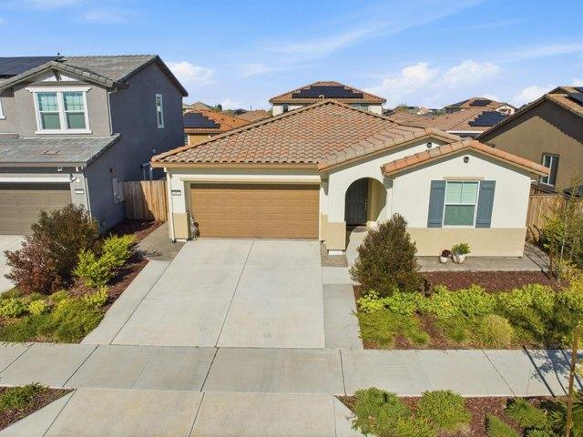 667 Pleasant Dr, Lathrop, CA 95330
