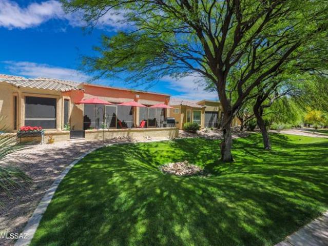 667 W Aspenwood St, Green Valley, AZ 85614