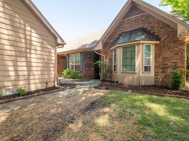 6684 Pondview Cv, Memphis, TN 38119