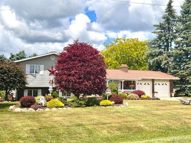 6686 Schott Rd, Fremont, MI 48744