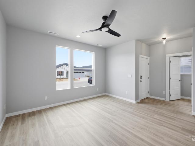 6686 W Redwood Crk Dr, Meridian, ID 83646 | MLS #98979