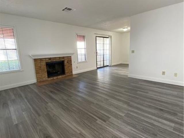 6687 W Tropicana Ave Unit 102, Las Vegas, NV 89103