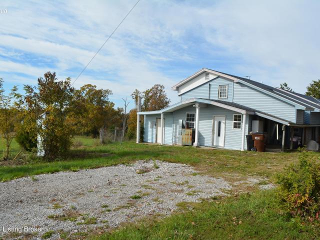 6687 Woods Rd