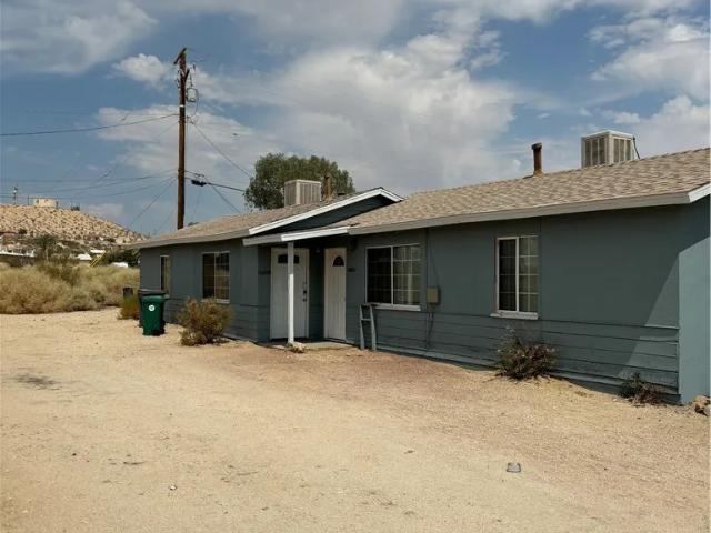 6688 Yucca Ave, Twentynine Palms, CA 92277 | MLS #IG26005 | Compass