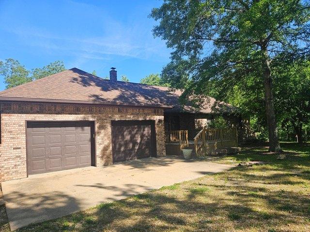 6689 Douglas Rd, Houston, MO 65483