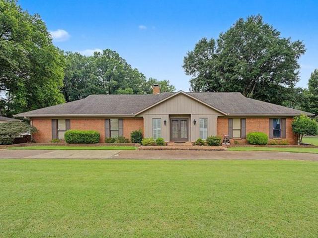 6689 Garden Oaks Dr, Memphis, TN 38120
