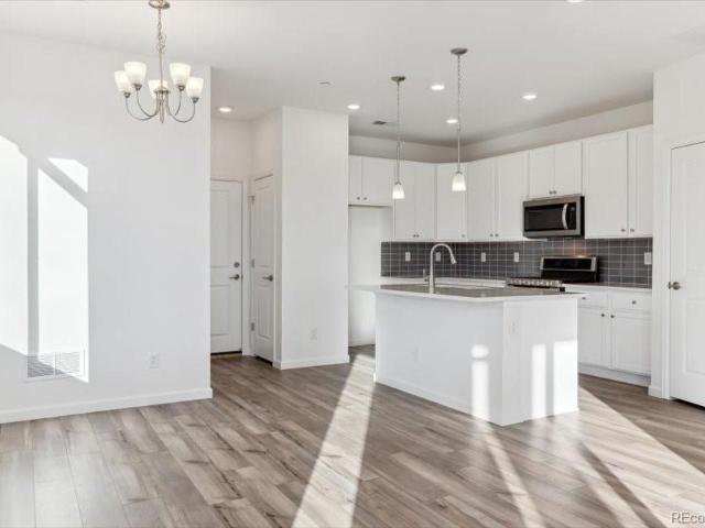 6680 Merseyside Ln, Castle Pines, CO 80108 | MLS #8586 | Compass