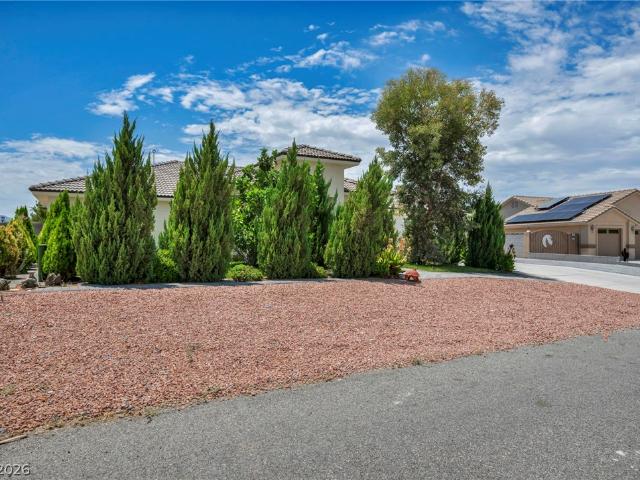 6680 Greenbriar Court