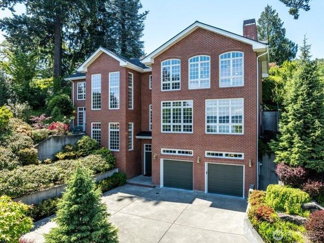 6681 NE Windermere St, Seattle, WA 98115