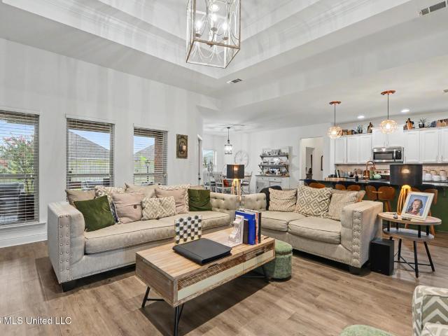 6682 Sugarcane Circle