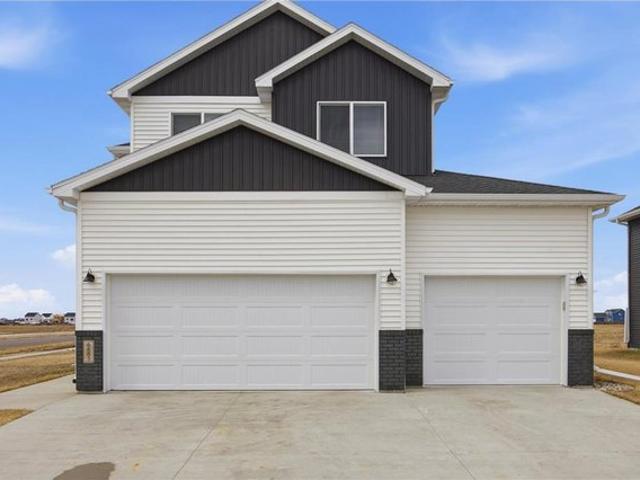 6683 28th St S, Fargo, ND 58104