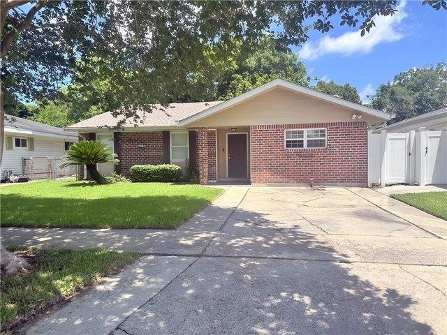 668 Cameron Ct, Kenner, LA 70065