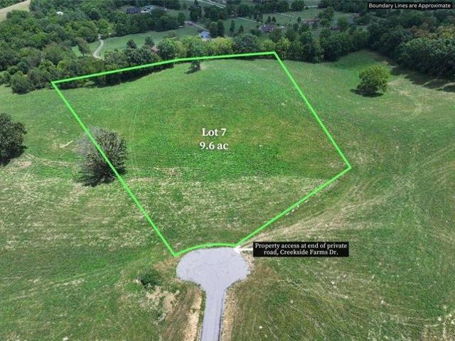 668 Creekside Farm Dr, Cynthiana, KY 41031
