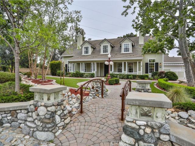 668 Adirondack Ln, Claremont, CA 91711 | MLS #CV26071 | Compass