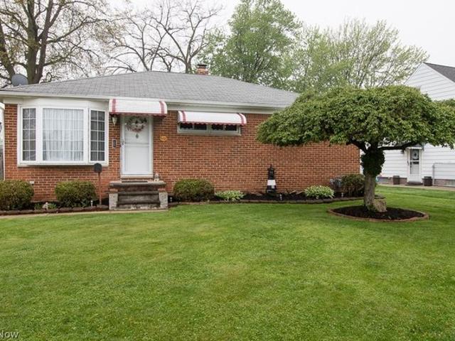 668 E 315th St, Willowick, OH 44095