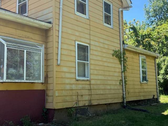 668 Fairview Road