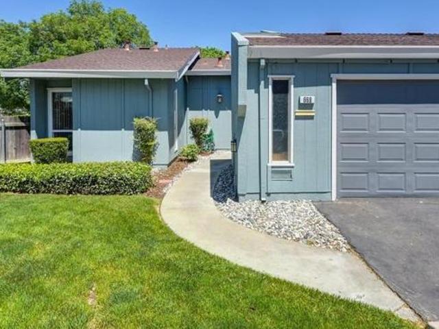 668 Knollwood Dr, Woodland, CA 95695