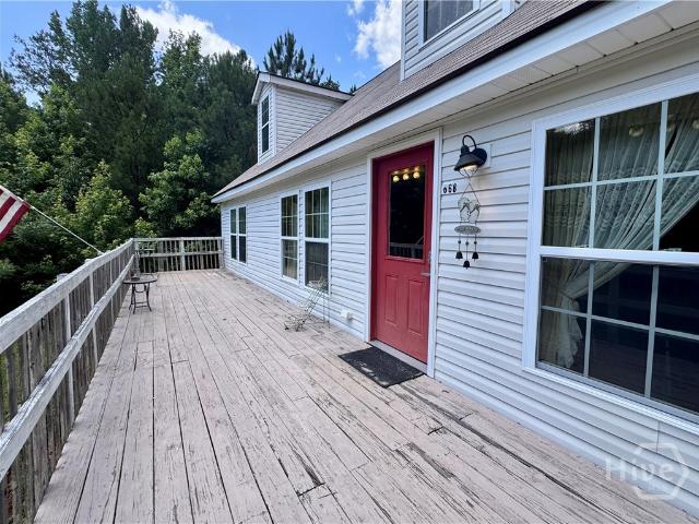 668 Henderson Road