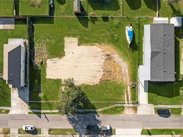 668 Oak Ave, Harahan, LA 70123 | MLS #2538