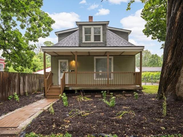 668 Orleans St, Saint Paul, MN 55107