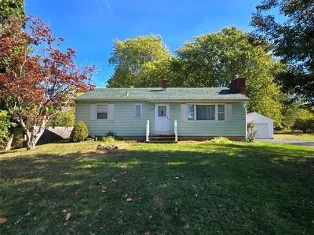 668 Long Pond Rd, Rochester, NY 14612